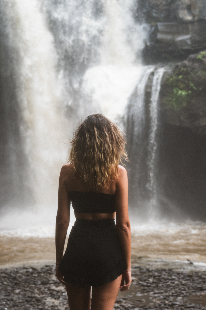 Start Living Again With This 5-Minute Daily Shift - Dr. Kim Foster